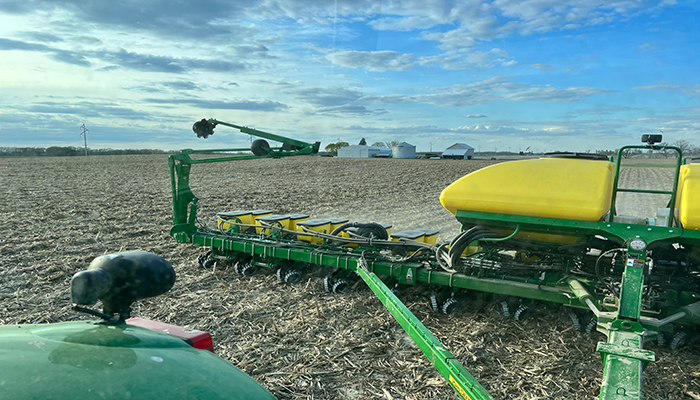A Few Considerations When Evaluating Seed Treatment Options - Field Advisor