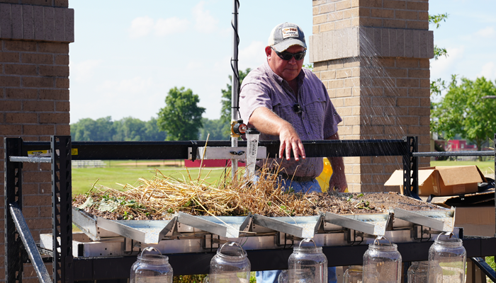 Field Talk: Cover Crop Impacts on Soil and Water Management - Field Advisor